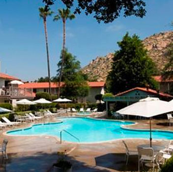 Riviera Oaks Resort & Racquet Club - QVI